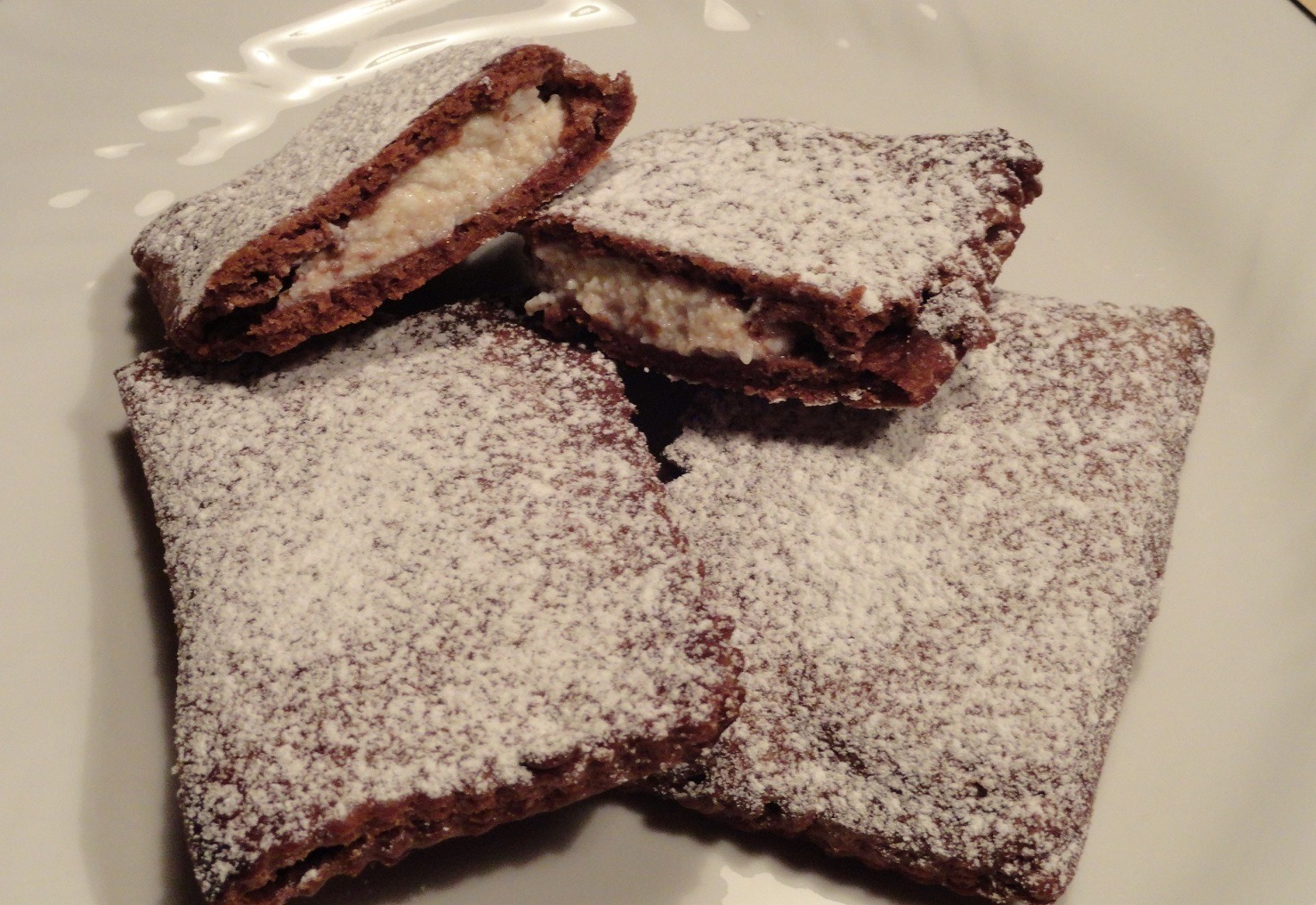 Dolci di Carnevale - Bugie ripiene al cacao - I viaggi del Goloso